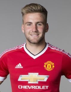 챔피언스리그 경기 중 발목 꺾여 병원행루크쇼 누구16세 프로 데뷔 최고 유망주 | 텐아시아