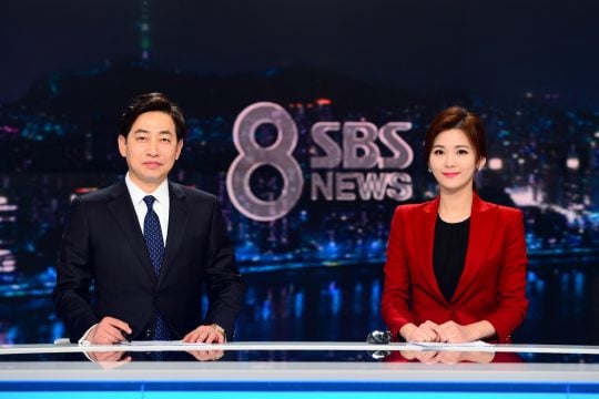 SBS 8뉴스 김성준 촌철살인 멘트에 젊은 시청자 응답 | 텐아시아