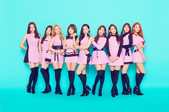 구구단 2017 AAA 출격 상큼발랄 매력으로 글로벌 팬심 공략 | 텐아시아