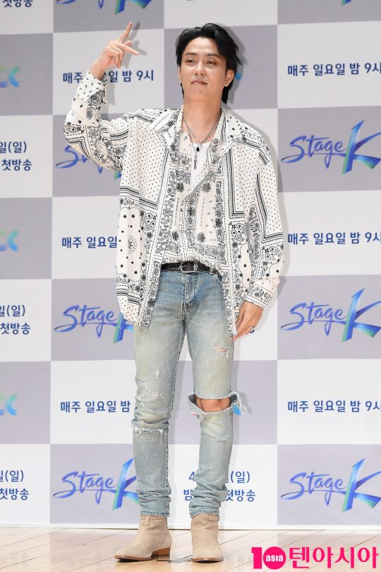 TEN PHOTO 은지원 여유 넘치는 K | 텐아시아